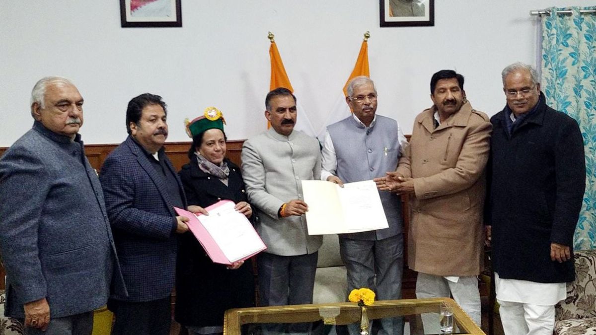 Congress' Sukhvinder Sukhu To Be Himachal CM, Mukesh Agnihotri Named Deputy; Oath-Taking ...